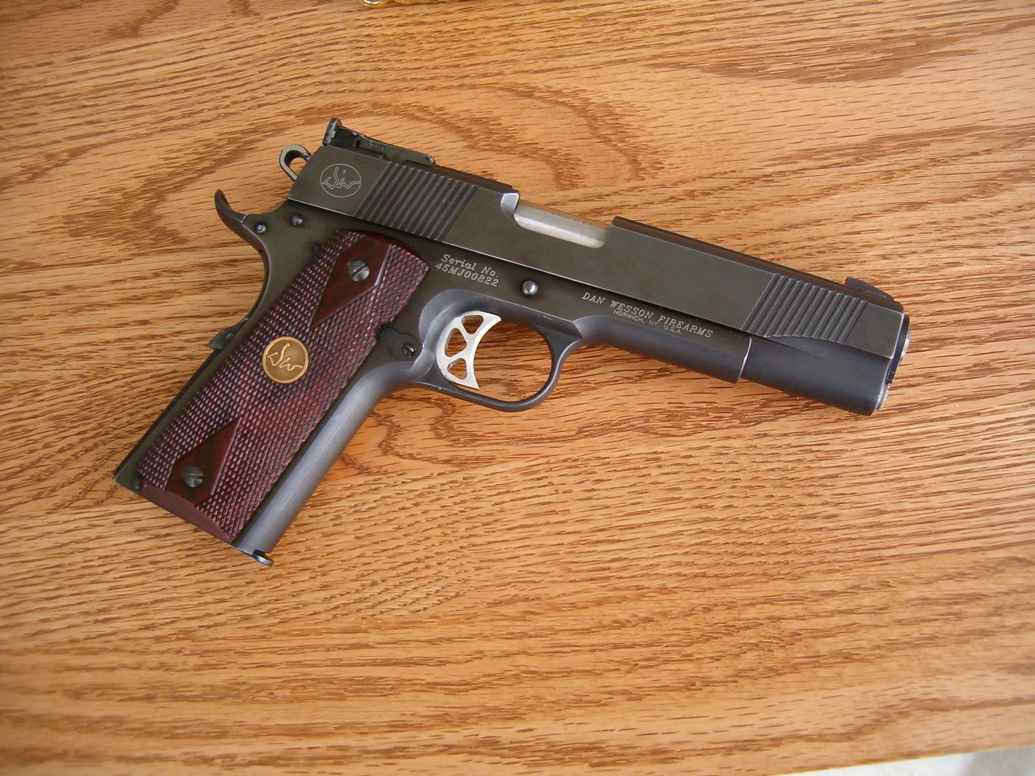 Saw this at local Pawn Shop 1911 Pistols Forum Dan Wesson Forum