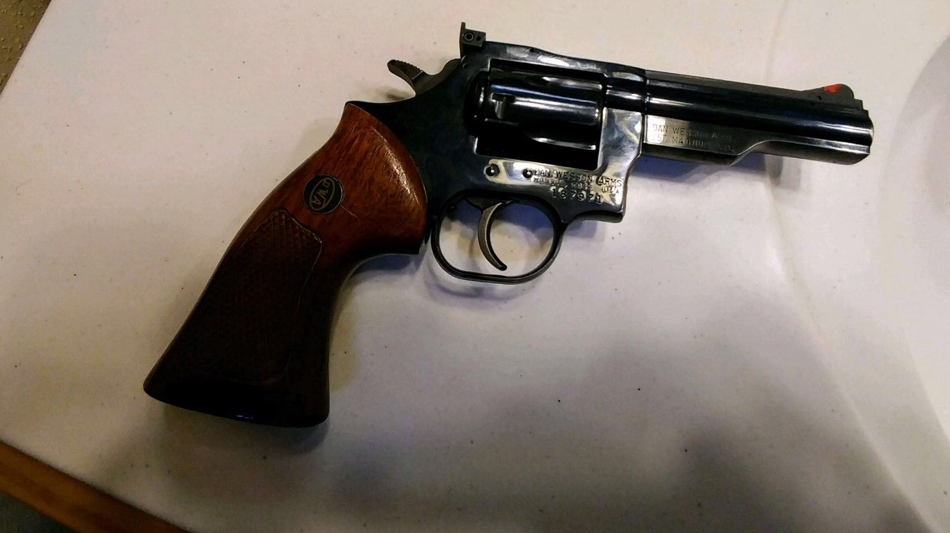 Needing Info please Revolvers Forum Dan Wesson Forum