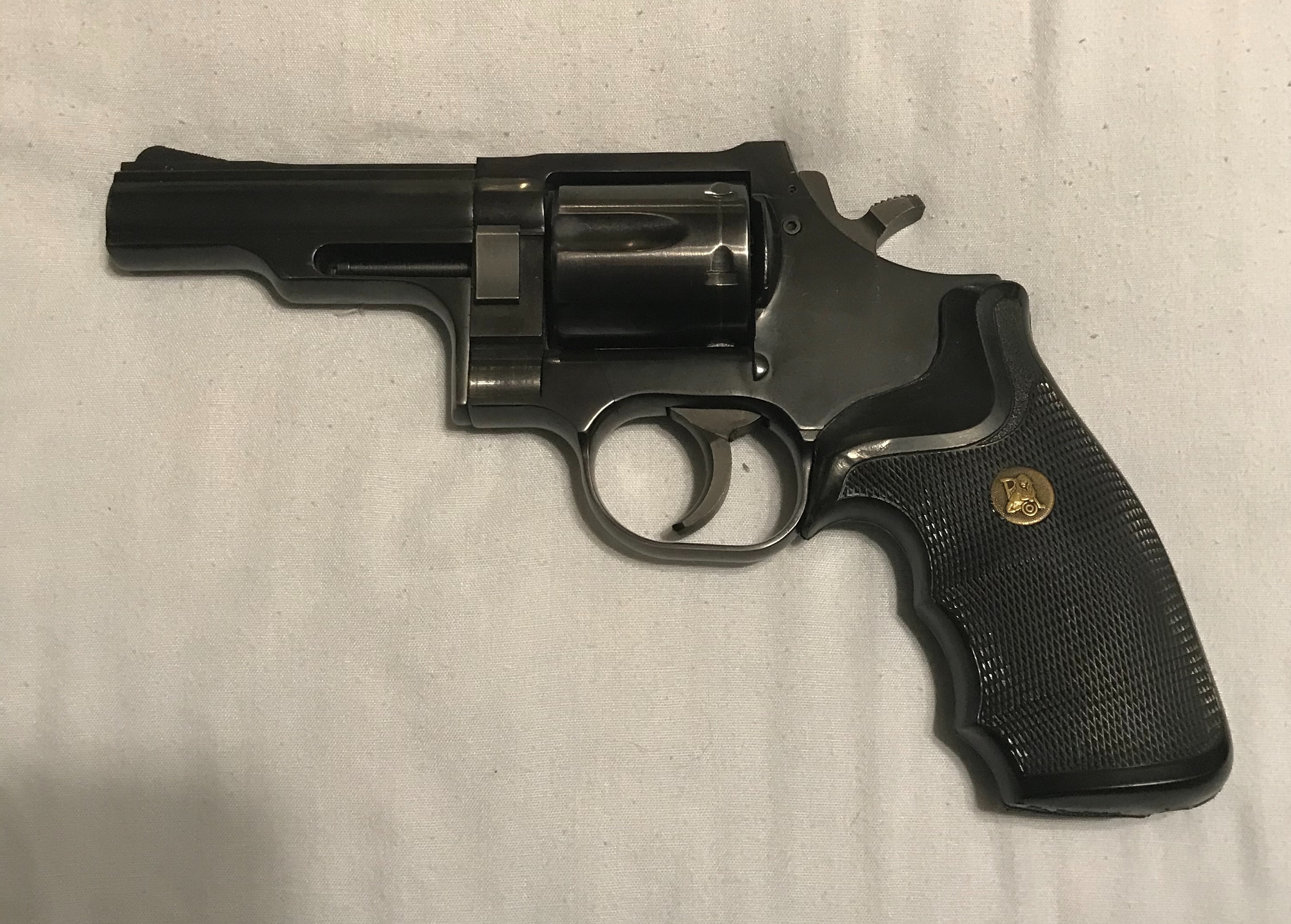 Finally got a DW...actually I got 2!!! Dan Wesson Small Frame Revolvers ...