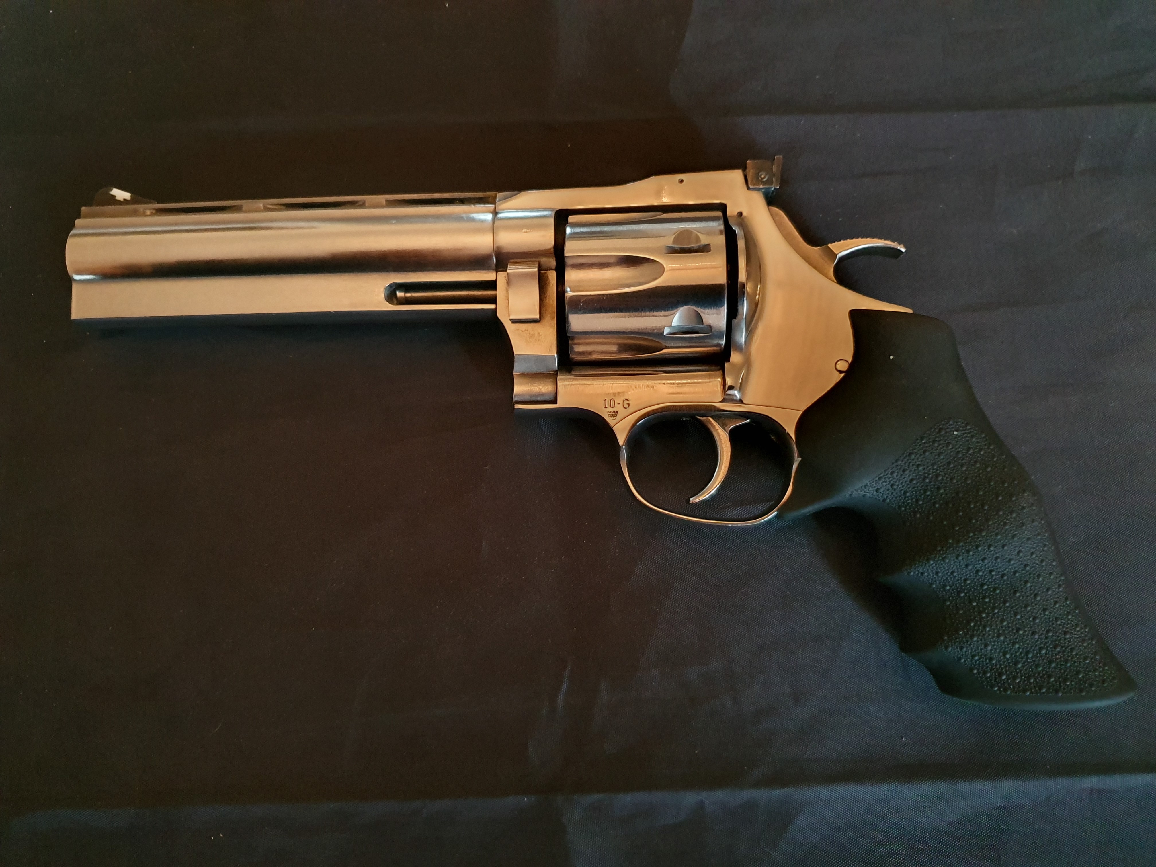 Bought DW 44 Magnum in France with photo ! Revolvers Forum Dan Wesson Forum