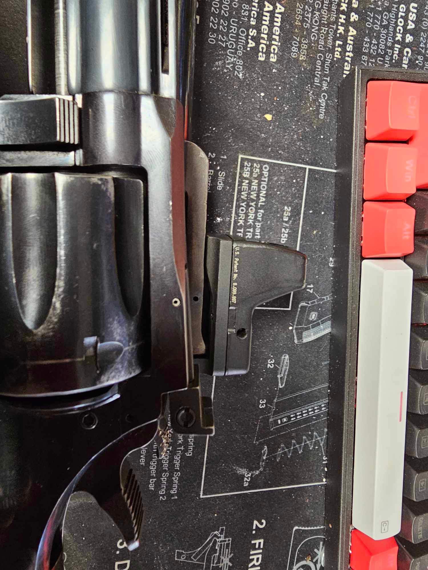 Question about rear sight mounting plate Revolvers Forum Dan Wesson Forum