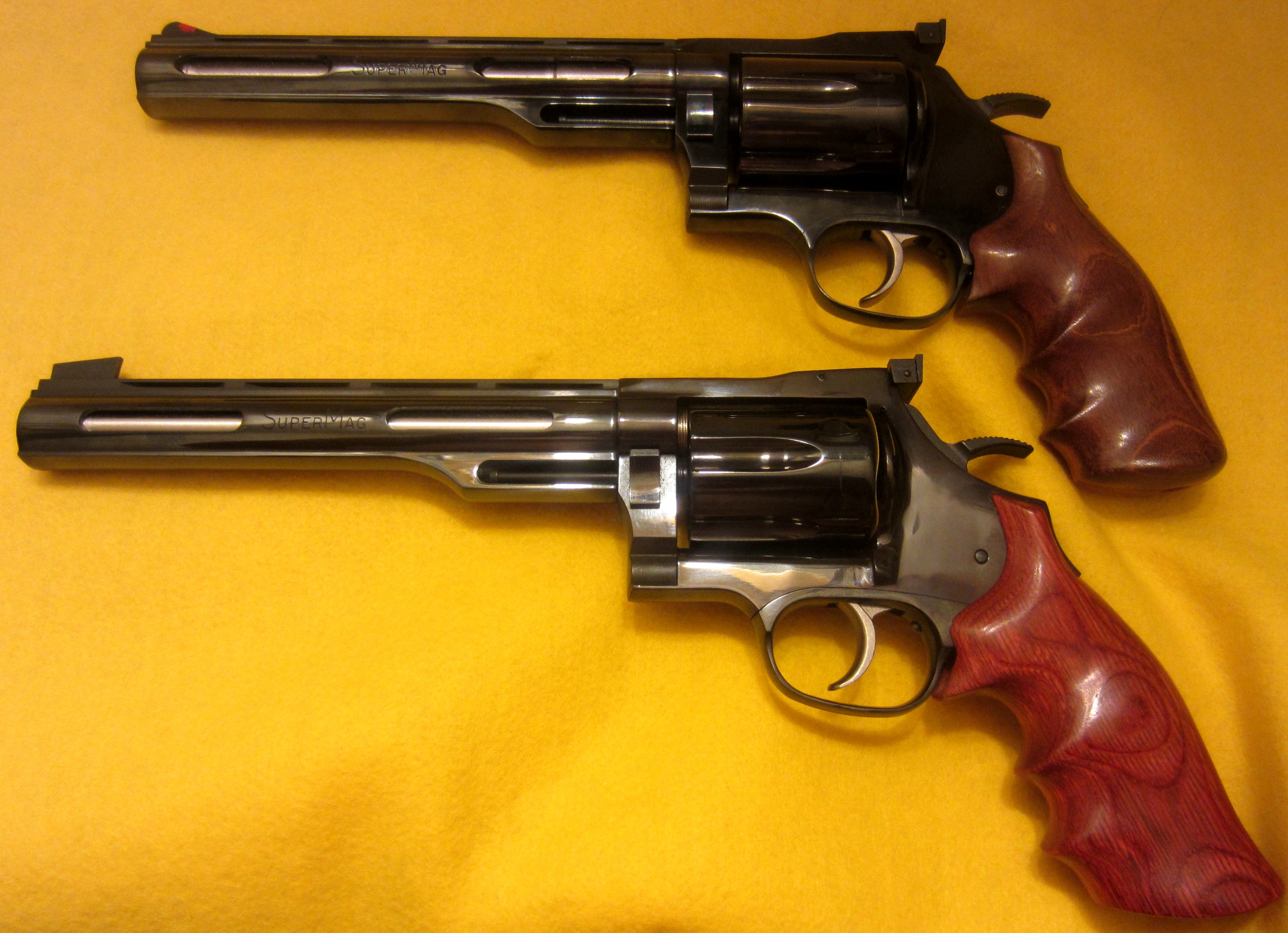 DAN WESSON SLOTTED BARREL SHROUD~DOES SILVER OR BLACK LOOK BETTER IN A ...